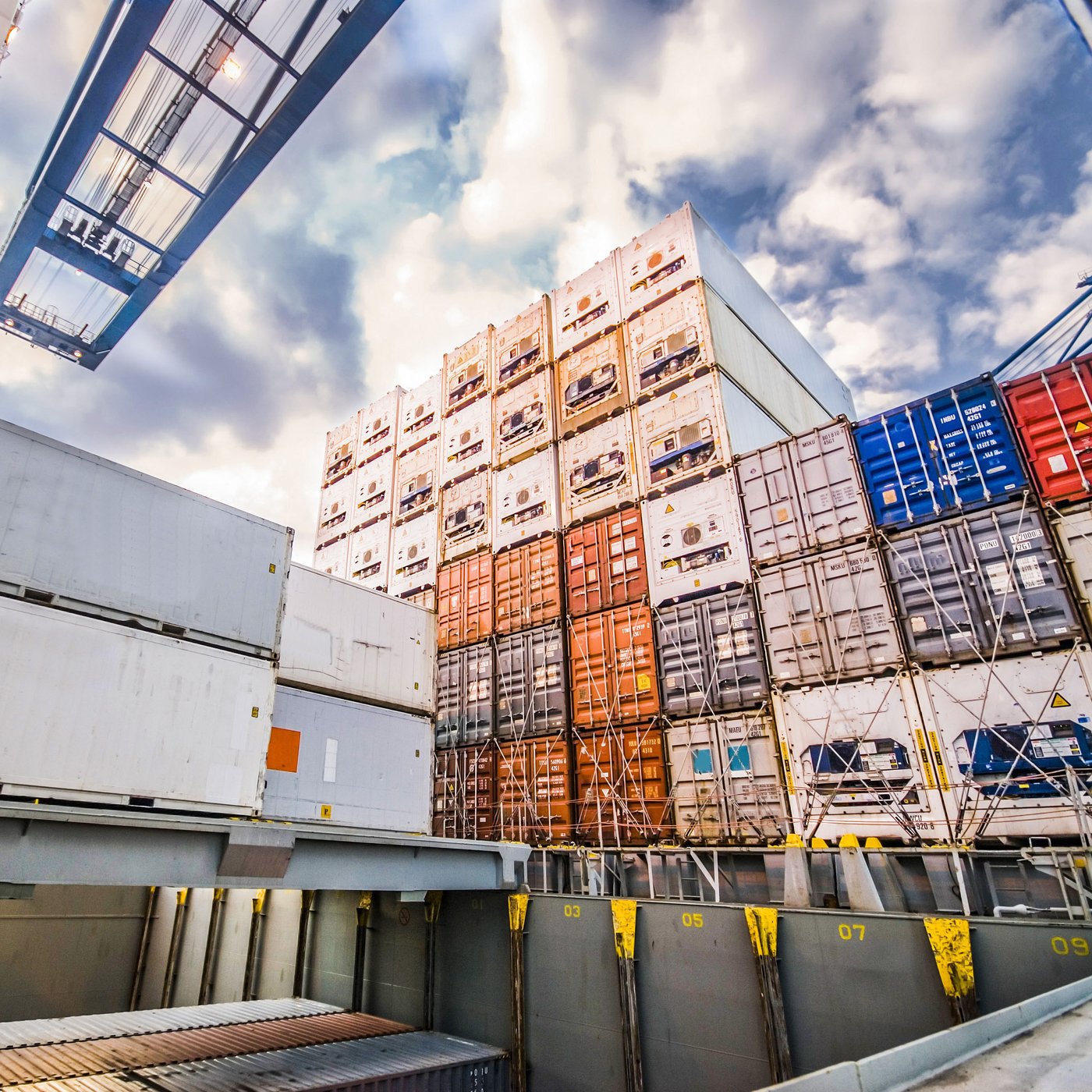 Port Automation: Container Terminal Optimization | Position Detection System