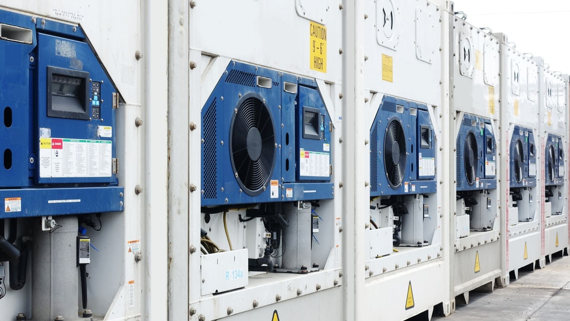 Automated reefer logistics in ports