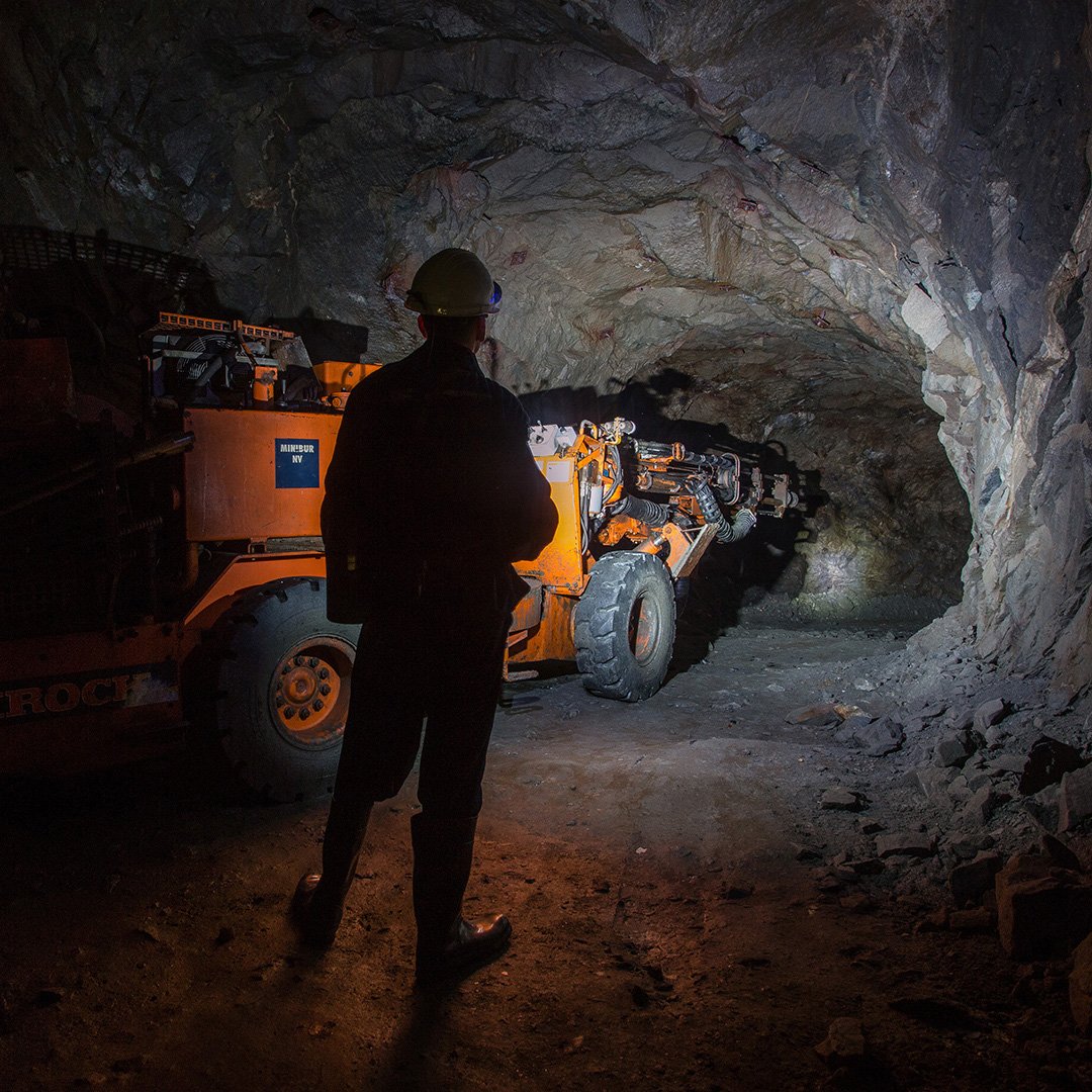 Miner Tracking & Visibility | Mining Safety Tracker | IDENTEC SOLUTIONS